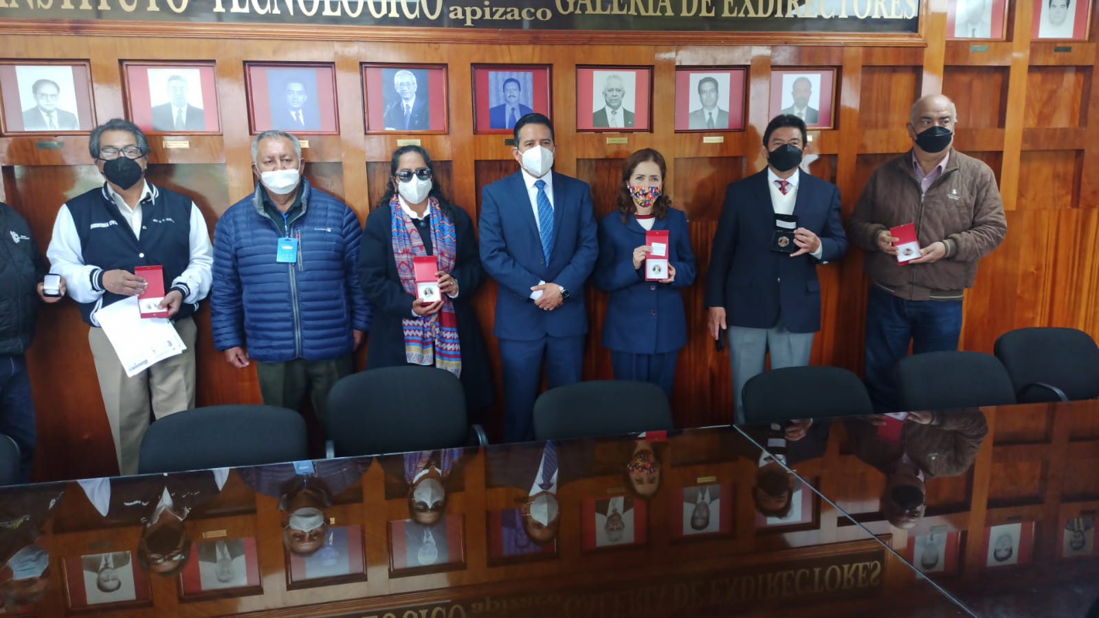 PERSONAL DEL CAMPUS APIZACO RECIBE DISTINCIÓN POR AÑOS DE SERVICIO ...