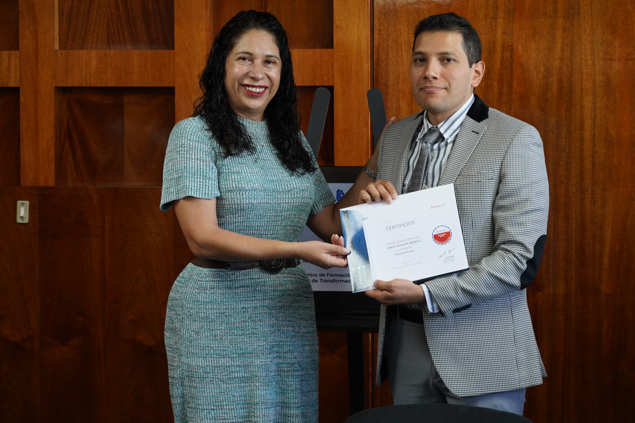 Instituto Tecnológico De Apizaco Líder Certificado De La